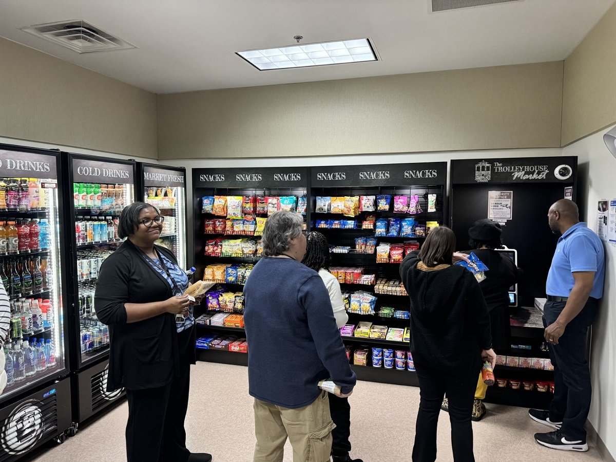 Trolley Partners with VCBR to Launch a Groundbreaking Micro Market